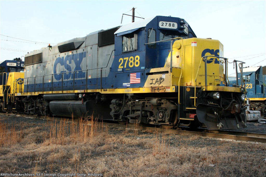 CSX 2788 Tied down at Browns